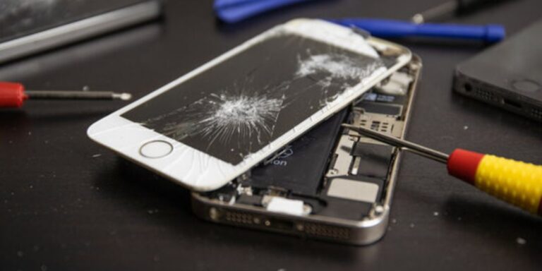Phone Screen Repair Costs in the UK for 2025
